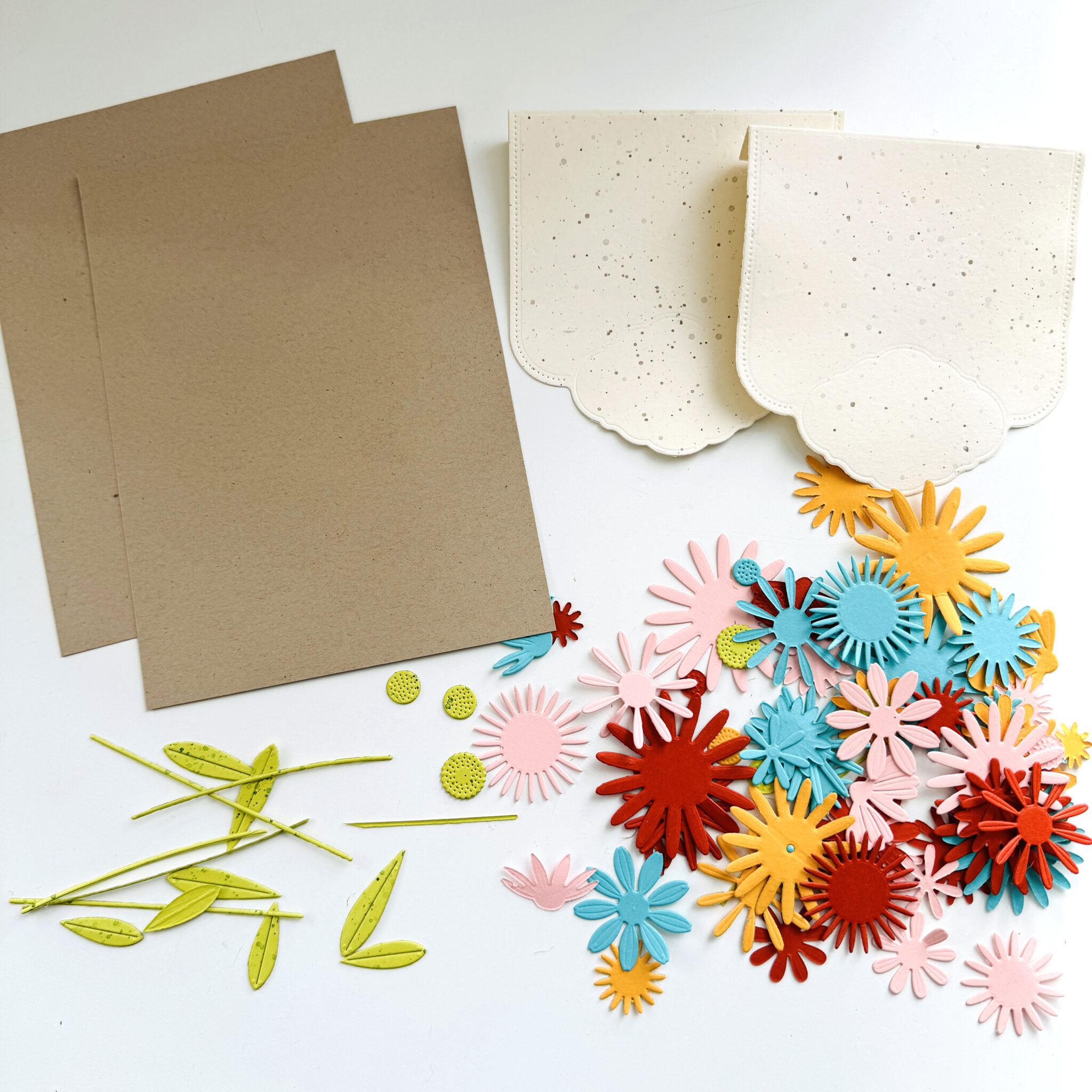 Project Inspiration: Birthday Daisies Gatefold